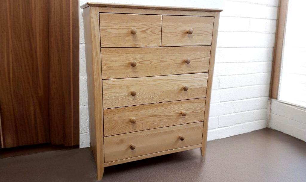 oak chest handmade to size in the uk.